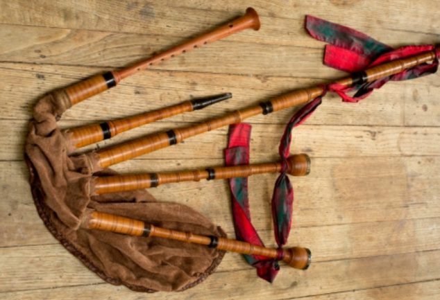Tin Whistle Christmas Songs - WhistleAway